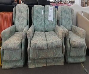 Southern Traders | Lounge Suites